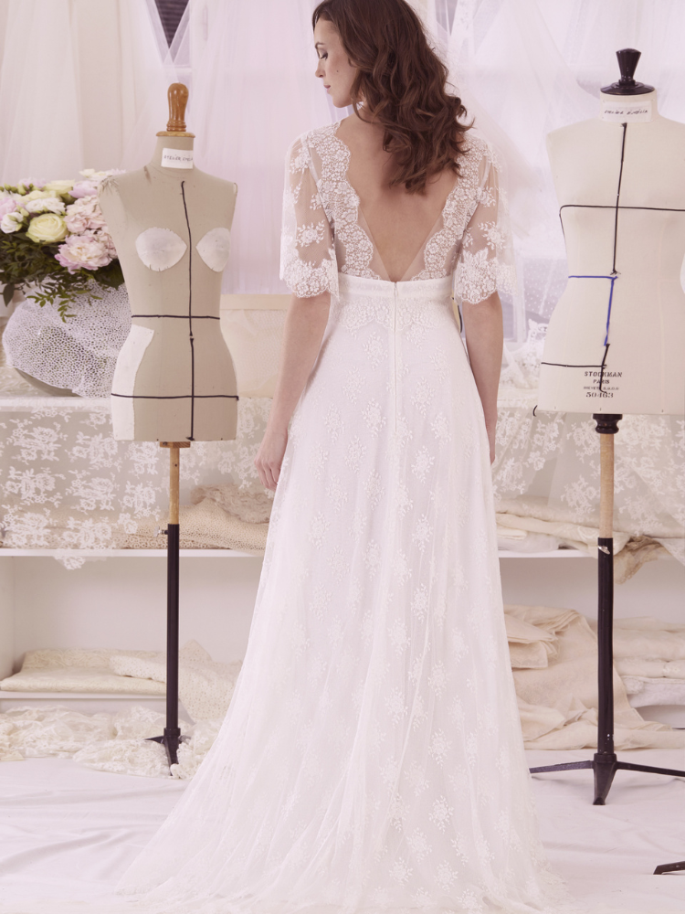 Emma, robe fourreau dentelle fine de Calais, Atelier Emelia